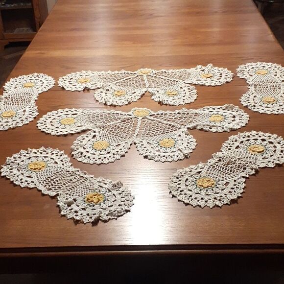 Hand Crafted | Accents | Sparkle Silver With Gold Roses Crocheted Doily ...